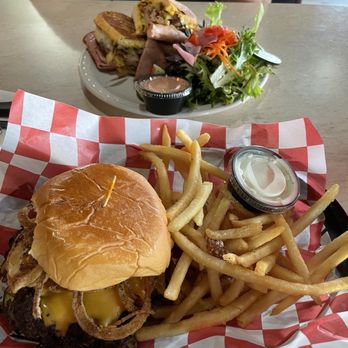 CHOWDERHEAD - Updated October 2025 - 110 Photos & 124 Reviews - 825 N ...