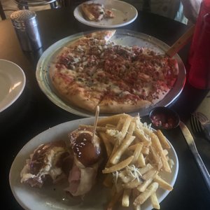 THE PUBLIC HOUSE BAR & GRILL - 65 Photos & 111 Reviews - 3807 N Bend Rd ...