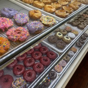 DONUTOPIA - 112 Photos & 118 Reviews - 2563 Sunset Dr, San Angelo ...