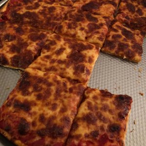 CONGRESS PIZZERIA - 27 Photos & 75 Reviews - Pizza - 5925 W Diversey ...