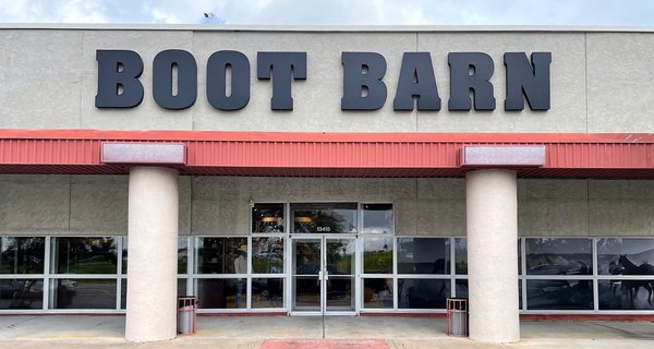 BOOT BARN - Updated February 2025 - 46 Photos - 13415 San Pedro Ave ...