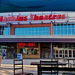 HARKINS THEATRES CHRISTOWN 14 - Updated December 2025 - 54 Photos & 124 ...