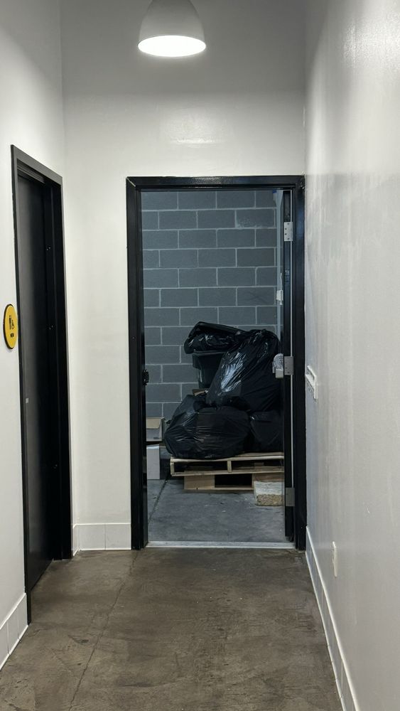 RONI’S MAC BAR - Updated July 2024 - 711 University Dr, College Station ...