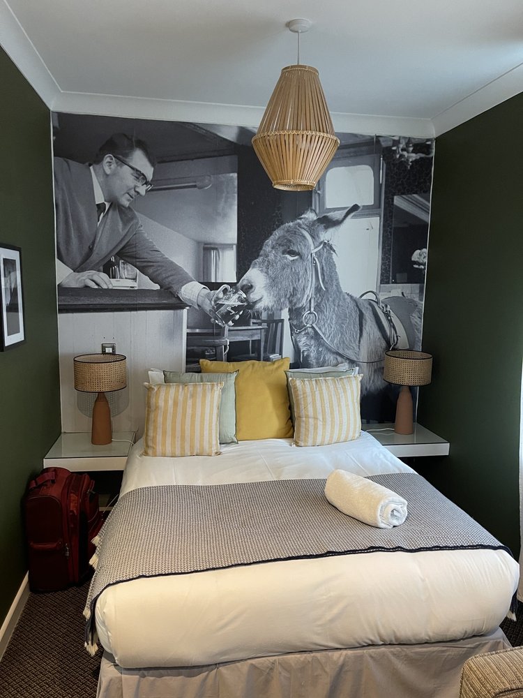 THE OLD SHIP INN - Updated May 2024 - 52 Photos & 14 Reviews - 2 ...