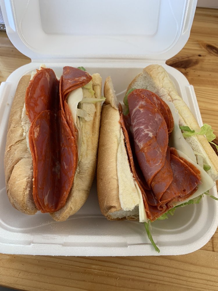 IPPOLITO ITALIAN DELI - 33 Photos & 71 Reviews - Delis - 14100 ...