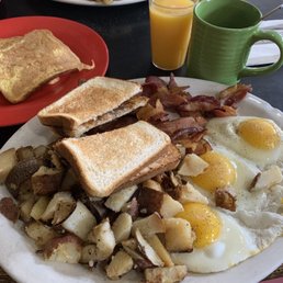 THREAD CITY DINER - Updated January 2026 - 45 Photos & 84 Reviews - 931 ...