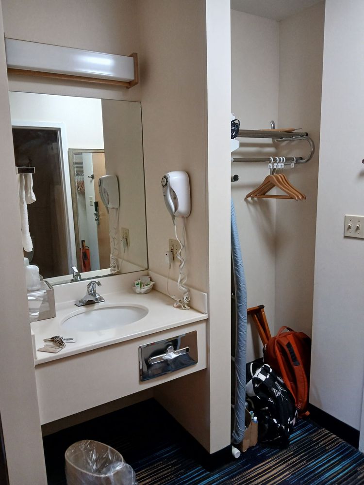 COOS MOTOR INN - Updated October 2025 - 12 Photos & 14 Reviews - 209 ...