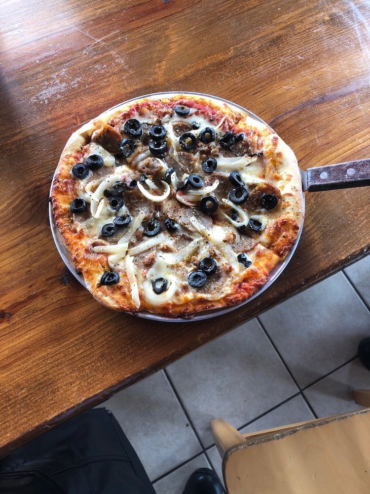 REBA’S PIZZERIA & DELI - 52 Photos & 65 Reviews - Pizza - 539 E ...