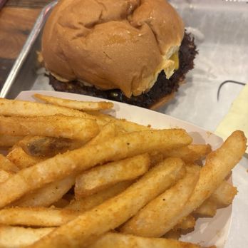 MAC’S LOCAL EATS - Updated April 2025 - 651 Photos & 639 Reviews - 5656 ...