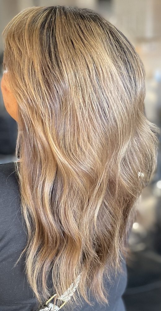 BEEZ BEAUTY BAR - Updated December 2025 - 301 Photos & 133 Reviews ...