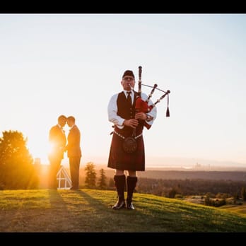 SEATTLE’S BAGPIPER NEIL HUBBARD - Updated July 2025 - Seattle ...