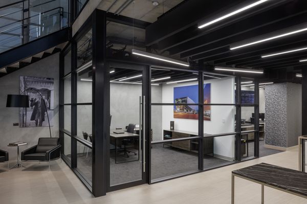 NO.1 COLLISION - Updated January 2026 - 16 Photos - 2750 Bristol St ...