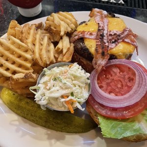 KABOOZ’S BAR & GRILL - 207 Photos & 171 Reviews - 2 Penn Plz, New York ...