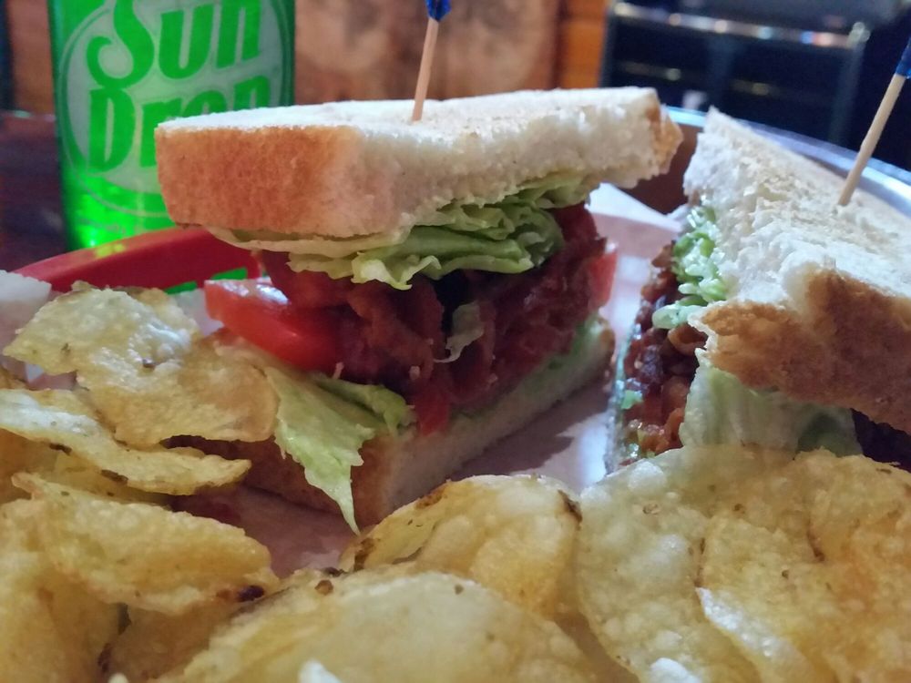 SPECTATORS SPORTS BAR & GRILL - 11 Reviews - Burgers - W6165 Greenville ...