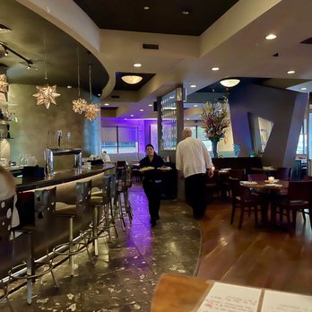 EDGE RESTAURANT - Updated January 2025 - 223 Photos & 248 Reviews - 74 ...