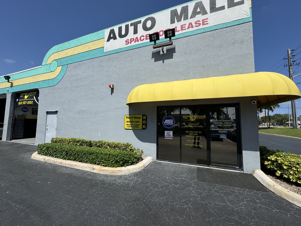 THE V SHOP - Updated January 2025 - 10 Photos & 40 Reviews - 4651 SW ...