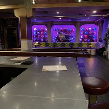 THE HOWLIN WOLF - Updated August 2025 - 146 Photos & 97 Reviews - 920 E ...