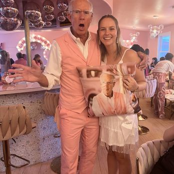 BROOKE’S BUBBLE BUS - Updated December 2025 - 32 Photos & 20 Reviews ...