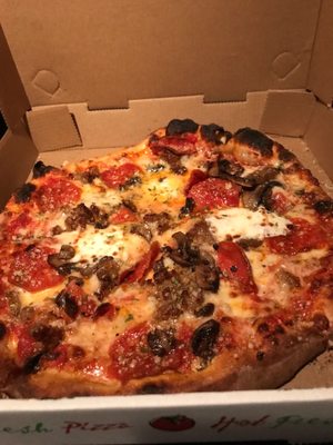 CATALYST PIZZA - 38 Photos & 63 Reviews - 1863 NW Washington Blvd ...