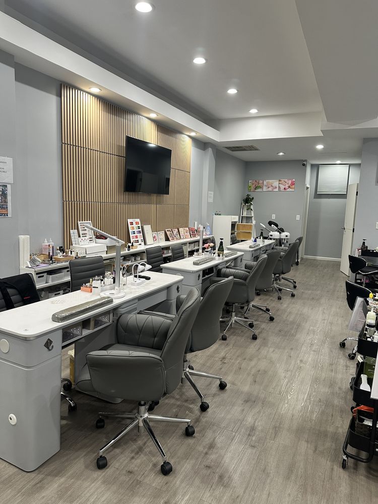 MANDY’S NAIL & SPA - Updated August 2025 - 63 Photos - 2110 E Richmond ...