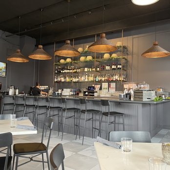 EDEN - Updated June 2024 - 953 Photos & 358 Reviews - 2734 W Roscoe St ...