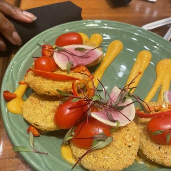 FIXINS SOUL KITCHEN - LOS ANGELES - Updated October 2024 - 3707 Photos ...