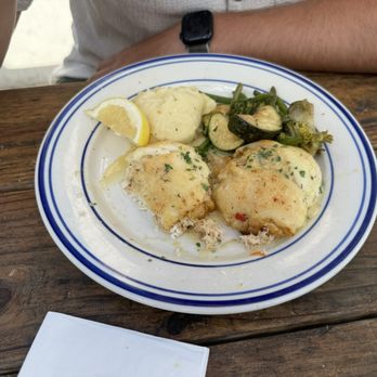 THE SHRIMP BOX & OUTSIDE THE BOX PATIO BAR - Updated June 2025 - 761 ...