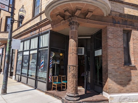 THE CORNER BARBER SHOP - Updated December 2025 - 18 Photos & 80 Reviews ...