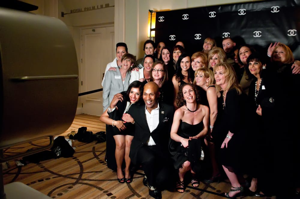 CAPTURE POD PHOTO BOOTH - Updated July 2025 - 38 Photos & 21 Reviews ...