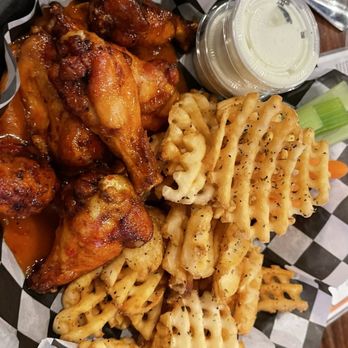 AVIATOR BREWING COMPANY TAP HOUSE - Updated December 2025 - 126 Photos ...