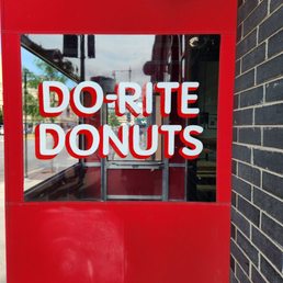 DO-RITE DONUTS & CHICKEN - Updated December 2025 - 284 Photos & 197 ...