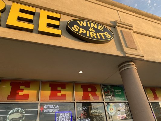 OAK TREE DISCOUNT WINES & SPIRITS - Updated May 2025 - 36 Photos & 28 ...