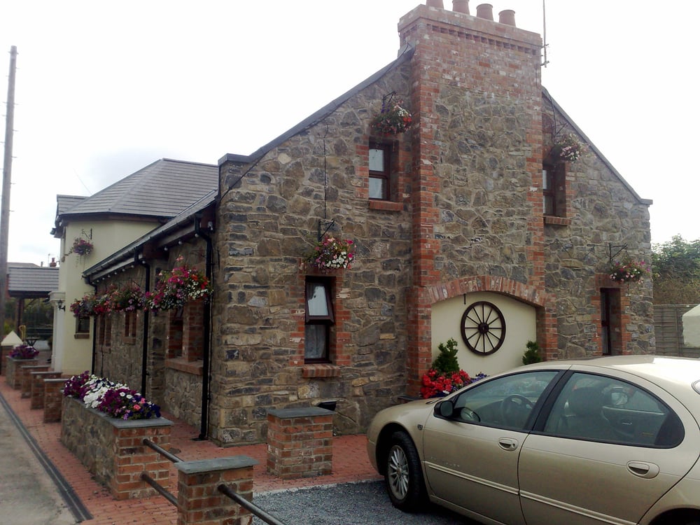 NEW OVERLANDER RESTAURANT - Updated March 2025 - Tenby, Pembrokeshire ...