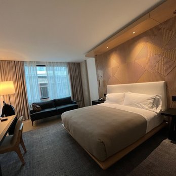 CANOPY BY HILTON AUSTIN DOWNTOWN - Updated August 2024 - 282 Photos ...