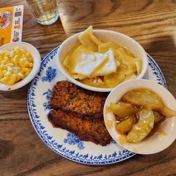 CRACKER BARREL OLD COUNTRY STORE - Updated October 2025 - 550 Photos ...