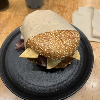 ROAM ARTISAN BURGERS - Updated June 2024 - 425 Photos & 376 Reviews ...