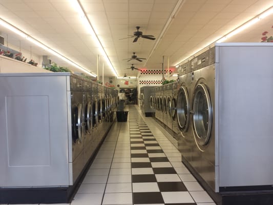 MAIN STREET LAUNDRY - Updated December 2025 - 13 Photos & 29 Reviews ...