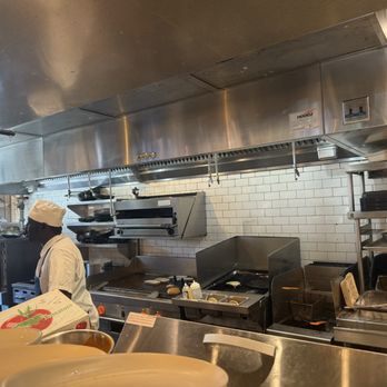 GARY RACK’S FARMHOUSE KITCHEN - Updated October 2025 - 684 Photos & 591 ...