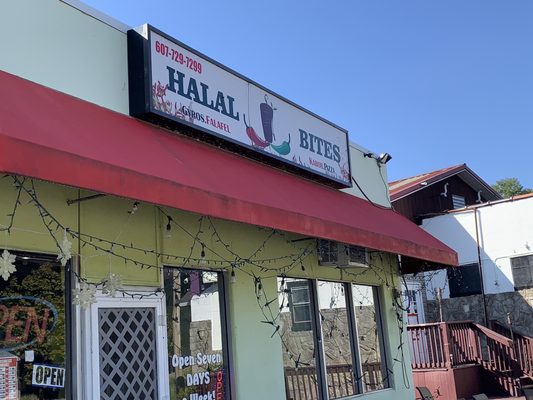 HALAL BITES - Updated October 2025 - 54 Photos & 78 Reviews - 652 ...