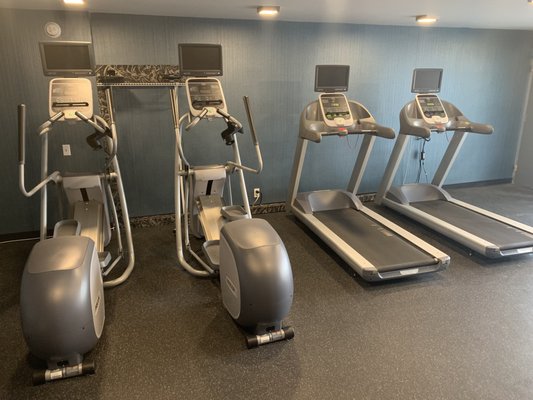 RADISSON HOTEL OAKLAND AIRPORT - 181 Photos & 173 Reviews - Hotels ...