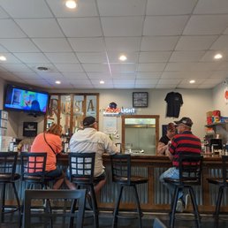 RUSSIA INN - Updated December 2025 - 18 Photos - 101 E Main St, Russia ...