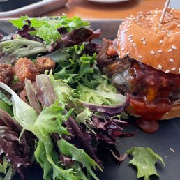 CHOMP KITCHEN AND DRINKS - Updated June 2025 - 334 Photos & 251 Reviews ...