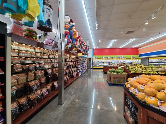 LA PLAZA MARKET - Updated May 2025 - 43 Photos & 22 Reviews - 3065 ...