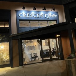 CRESCENT BISTRO - Updated October 2025 - 518 Photos & 373 Reviews - 45 ...