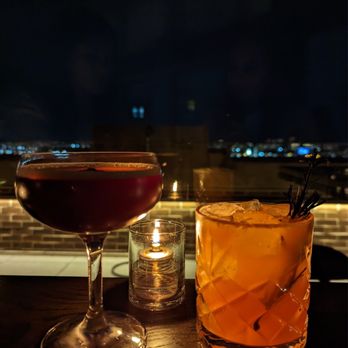 UP ROOM - Updated July 2024 - 270 Photos & 133 Reviews - 2018 W North ...