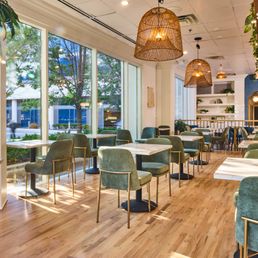 SINYA - Updated May 2025 - 102 Photos & 49 Reviews - 354 W Hubbard St ...