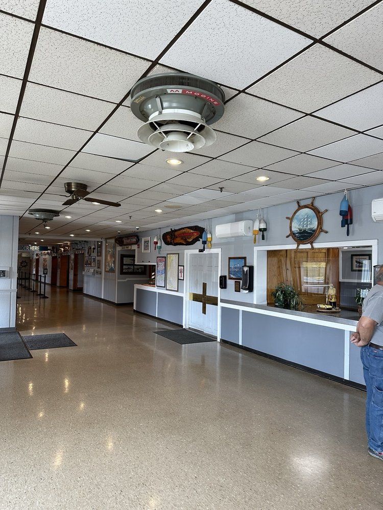 CLAMBAKE SEAFOOD RESTAURANT - Updated September 2025 - 168 Photos & 305 ...