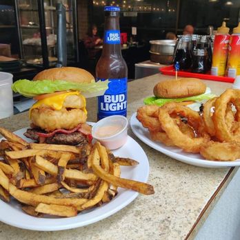 HUNGRY HEIFER DINER - Updated June 2025 - 51 Photos & 31 Reviews - 226 ...