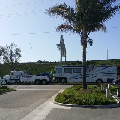 BOB HOLZER TOWING - Updated December 2025 - 41 Photos & 198 Reviews ...