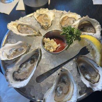 EMBARGO - Updated December 2025 - 348 Photos & 509 Reviews - 453 Main ...